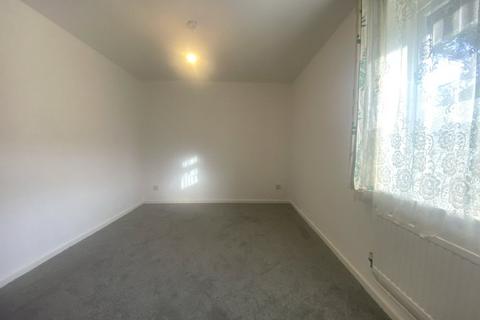 Flats To Rent In Crawley | OnTheMarket