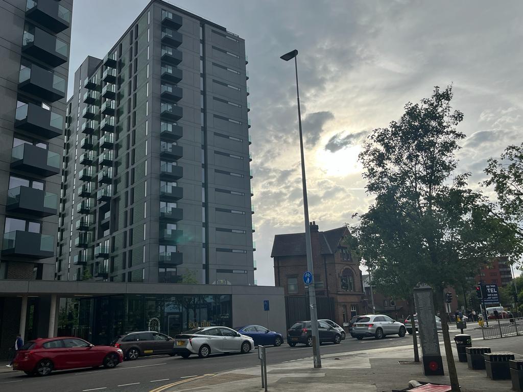 Bury Street, Manchester M3 1 bed apartment - £225,000