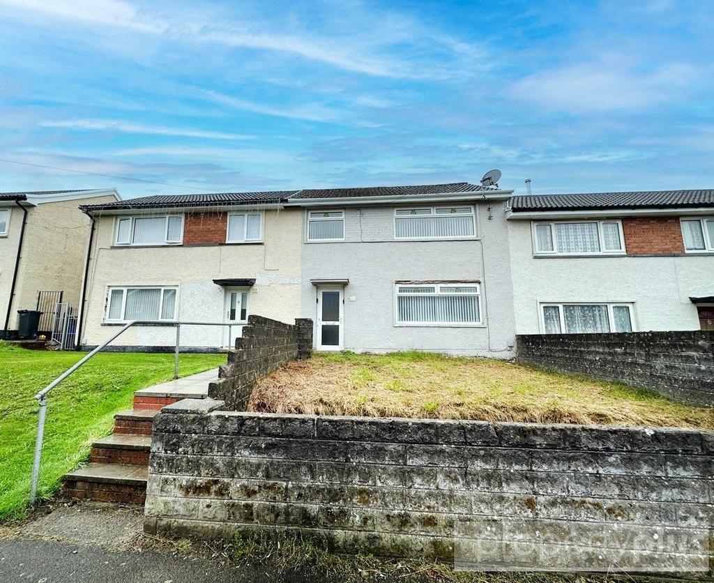 Oak Road, Gurnos, Merthyr, CF47 3 bed terraced house - £695 pcm (£160 pw)