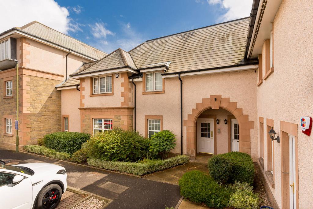 Myreside View, Edinburgh EH14 2 bed ground floor flat - £345,000