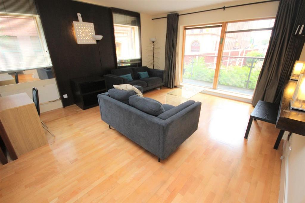 Lockes Yard, Manchester M1 2 bed apartment - £1,400 pcm (£323 pw)