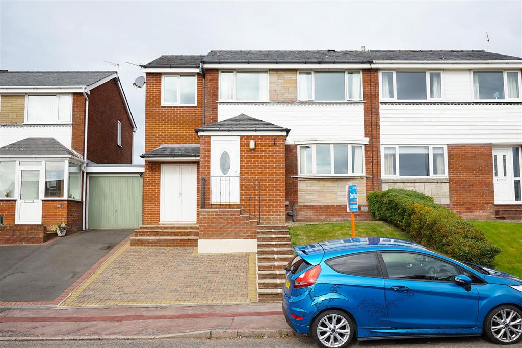 Acorn Bank, Barrow-In-Furness 4 bed semi-detached house for sale - £285,000