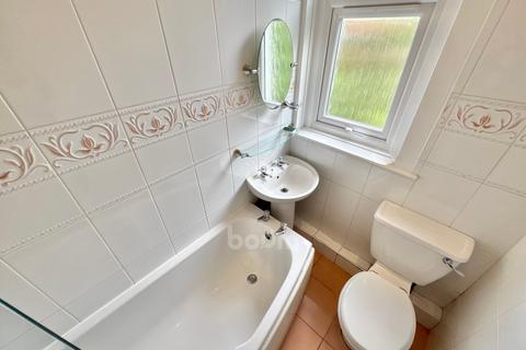 Houses for sale in Linwood | OnTheMarket