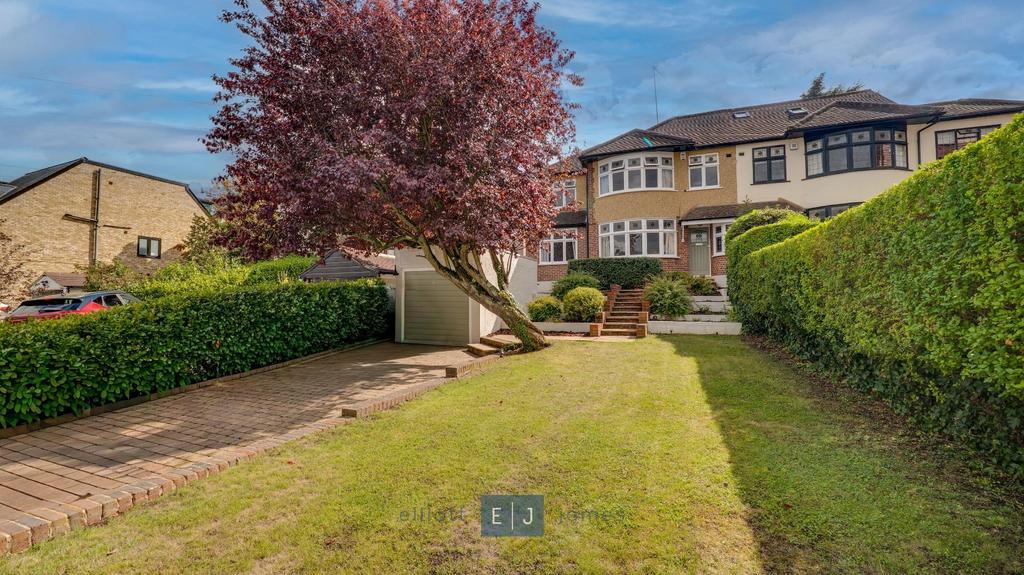 Scotland Road, Buckhurst Hill IG9 4 bed semi-detached house for sale ...