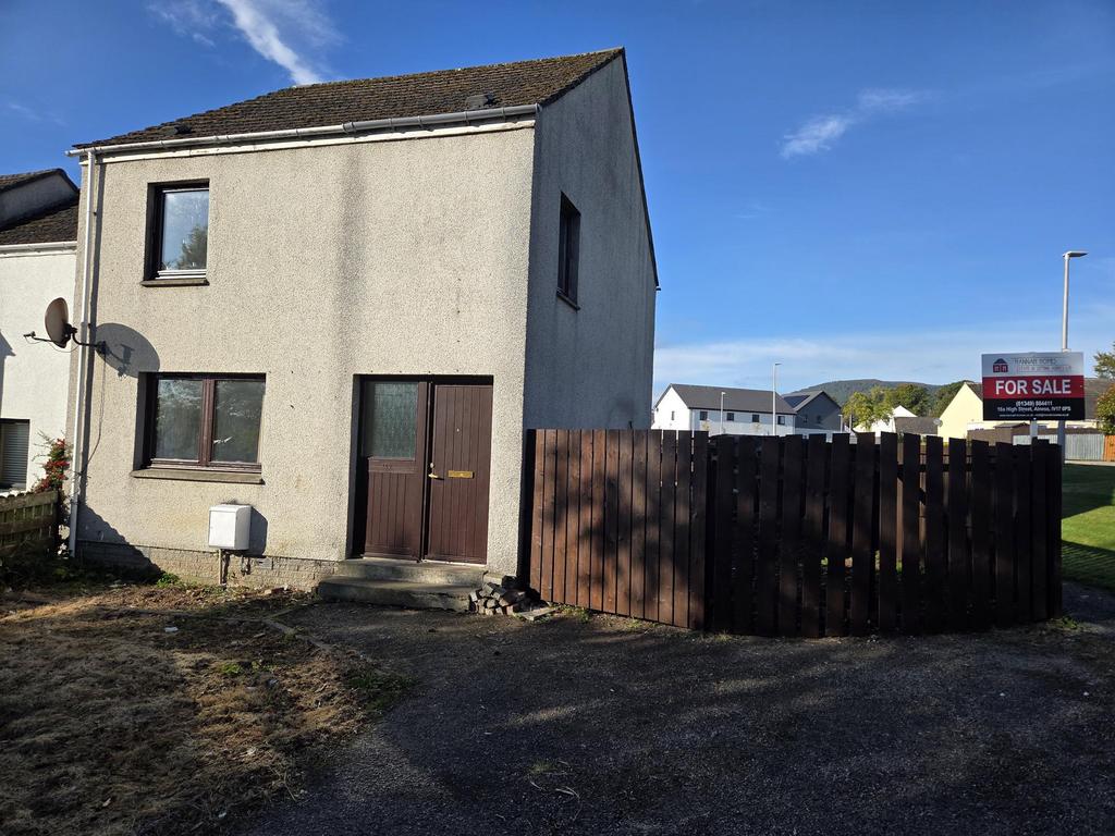 Coul Park, Alness IV17 3 bed end of terrace house - £120,000