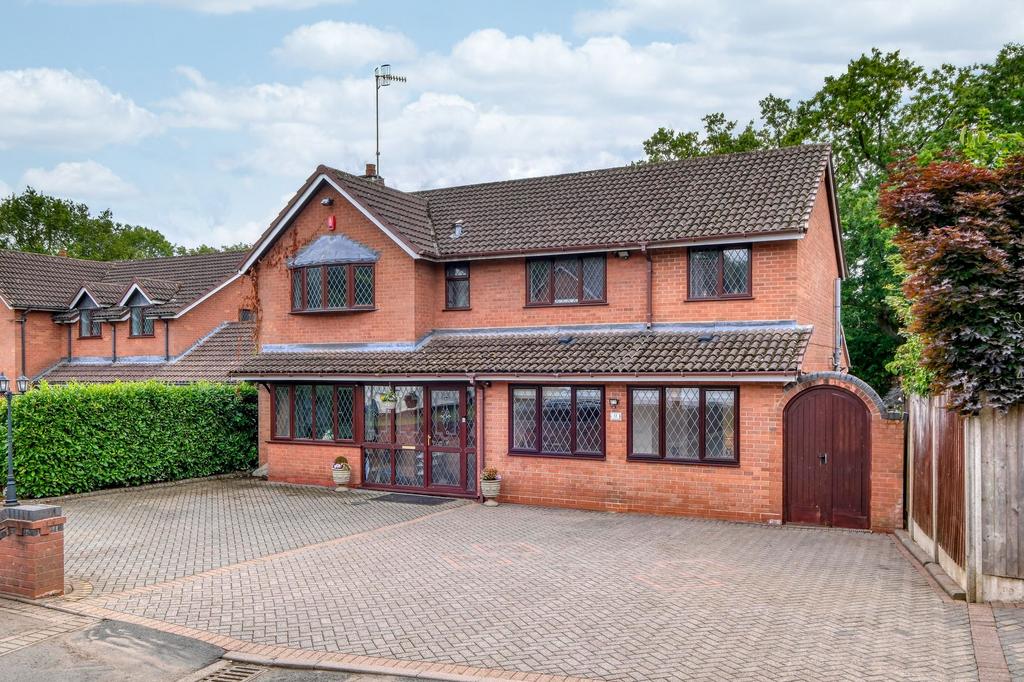 Fenwick Close, Redditch, B97 5 bed detached house for sale - £585,000