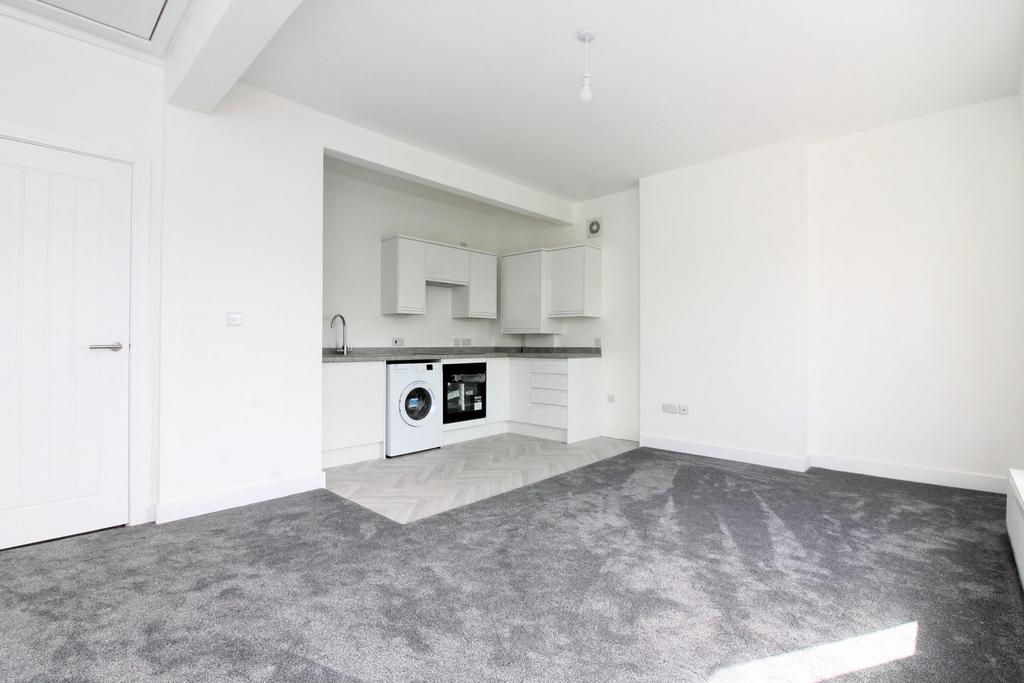 Regent Street, Stotfold, Hitchin, SG5 2 bed apartment for sale - £245,000