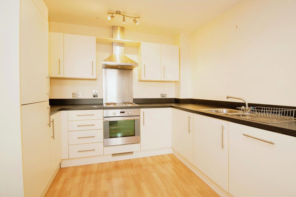 Overstone Court, Caerdydd, CF10 2 bed flat - £1,050 pcm (£242 pw)