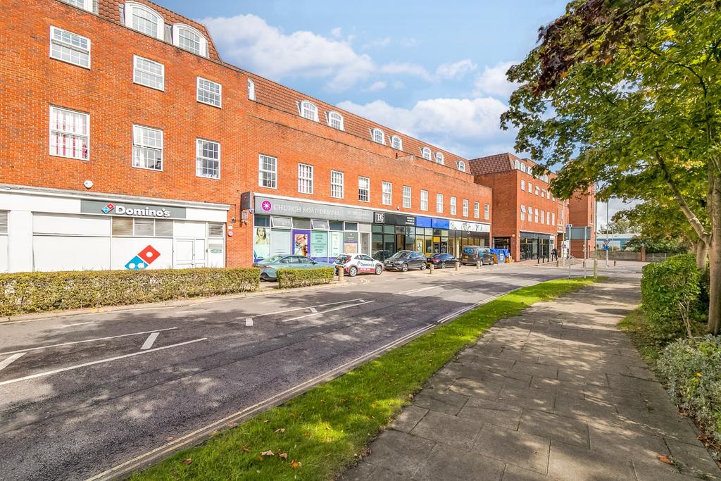 Longcroft House, Fretherne Road... 3 bed apartment for sale - £300,000