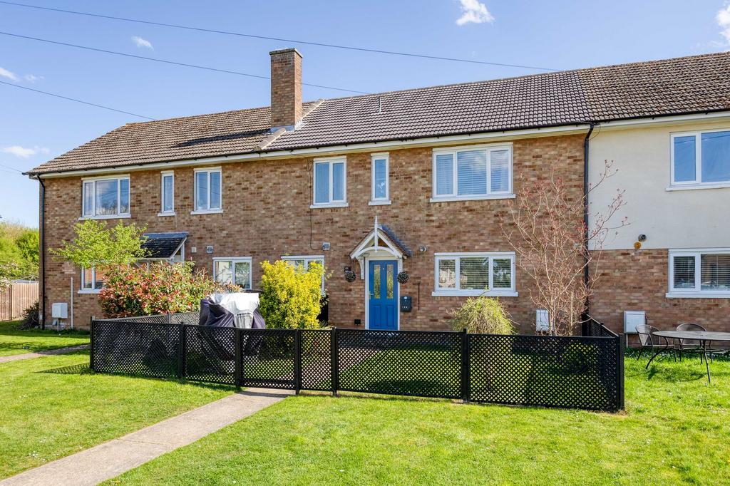 Eisenhower Place, Shefford SG17 3 bed house - £350,000