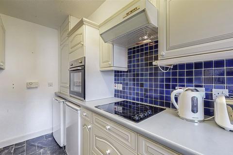 Houses for sale in Giffnock | OnTheMarket