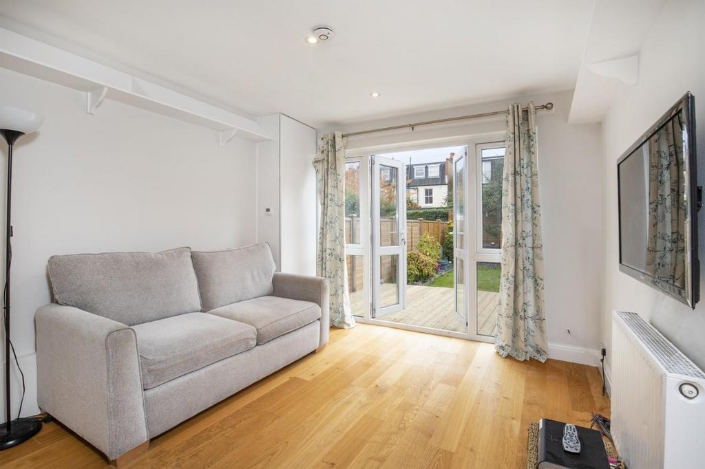 28 Effra Road, Wimbledon, London, SW19 1 bed flat to rent - £1,650 pcm ...