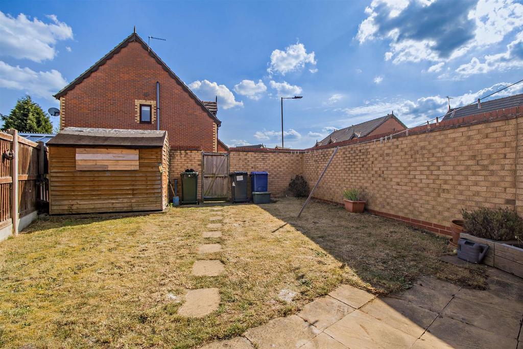 Far Field Road, DONCASTER DN3 2 bed semi-detached house to rent - £800 ...