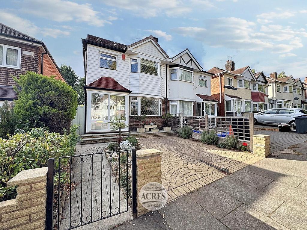Marshall Grove, Great Barr, Birmingham 3 bed semi-detached house for ...