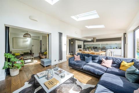 Houses for sale in Tring | OnTheMarket