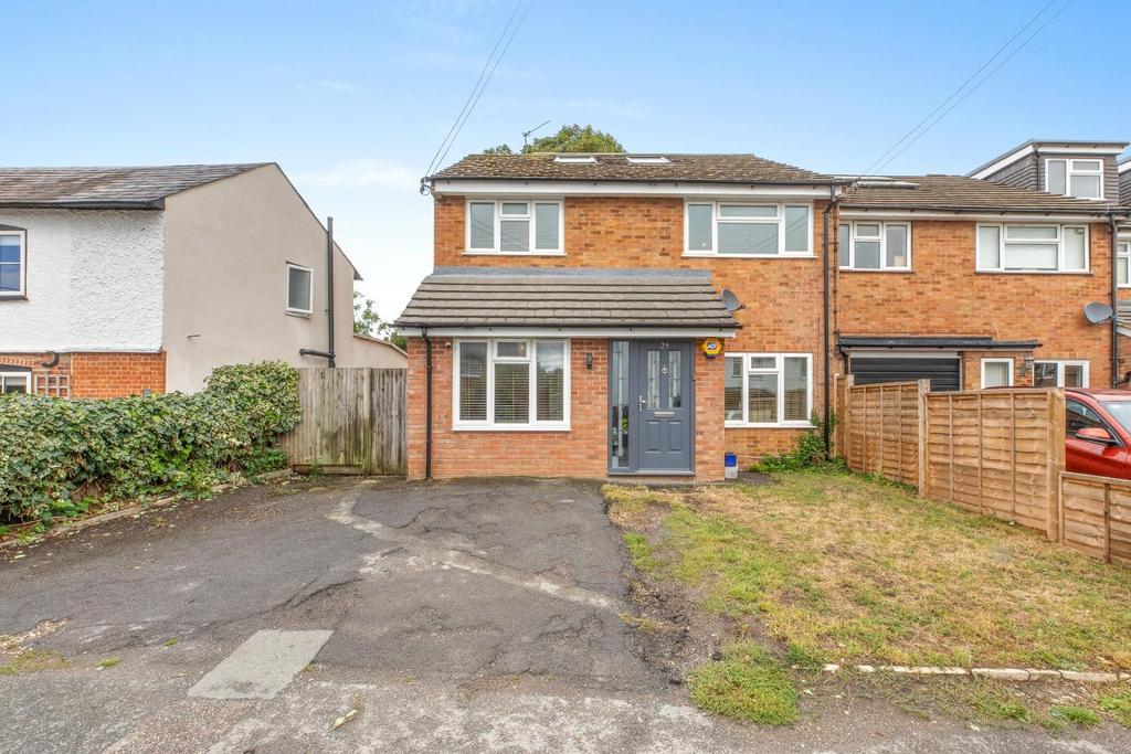 Chestnut Lane, Amersham... 4 bed end of terrace house for sale - £750,000