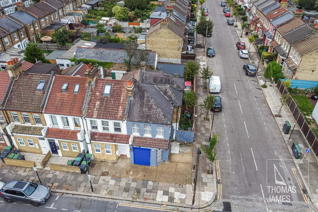 Eldon Road, London, N22 5 bed end of terrace house for sale - £550,000