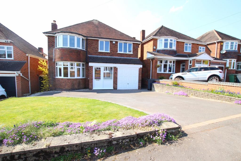 Longlands Road, Halesowen, West... 4 bed detached house - £1,700 pcm (£ ...