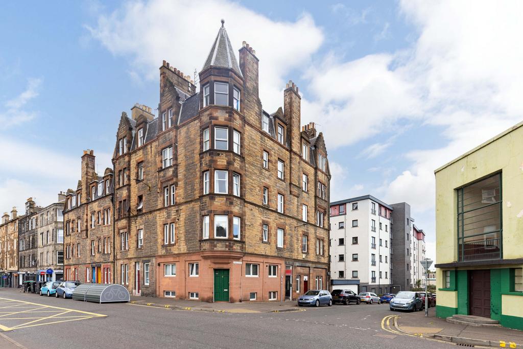 4F1, 1, Tinto Place, Bonnington... 1 bed flat for sale - £250,000