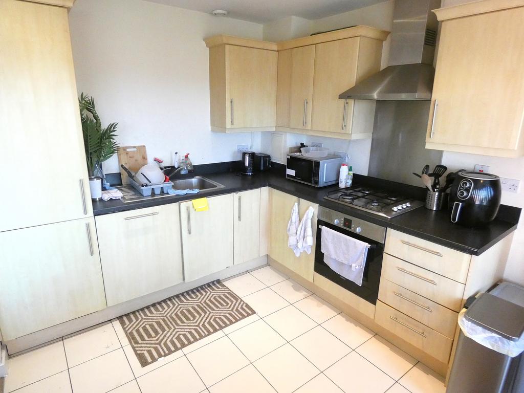 John Bell Tower, Pancras way, Bow E3 2 bed flat to rent - £2,150 pcm (£496 pw)
