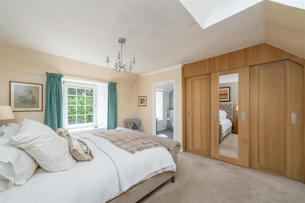 Oxnam Road, Jedburgh TD8 4 bed farm house for sale - £749,500