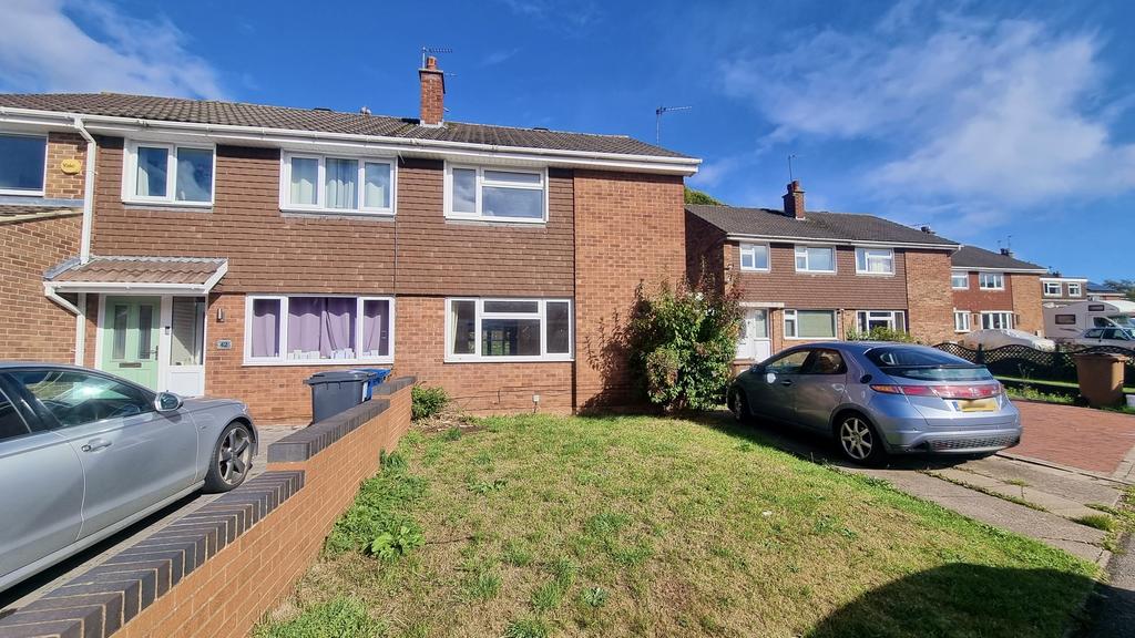 Chadswell Heights, WS13 3 bed semi-detached house to rent - £1,100 pcm (£254 pw)