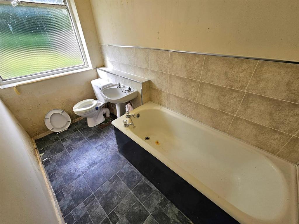 Rowood Drive, Solihull 2 bed maisonette for sale - £110,000