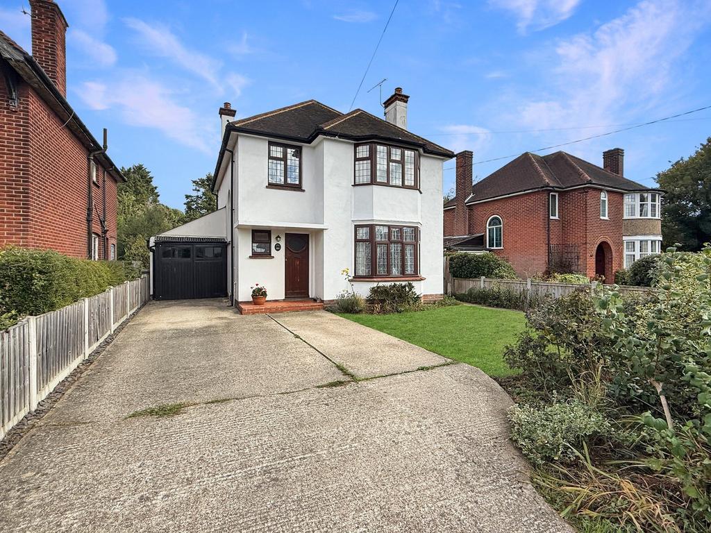 Cressing Road, Braintree, CM7 3 bed detached house - £420,000