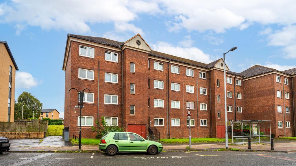 81 Shawbridge Street, Flat 3/1... 2 bed flat for sale - £99,000