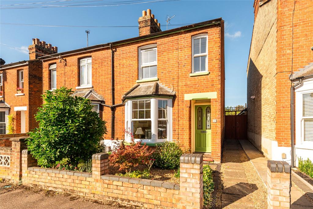 Kings Road, Hitchin, Hertfordshire, SG5 3 bed semi-detached house for ...