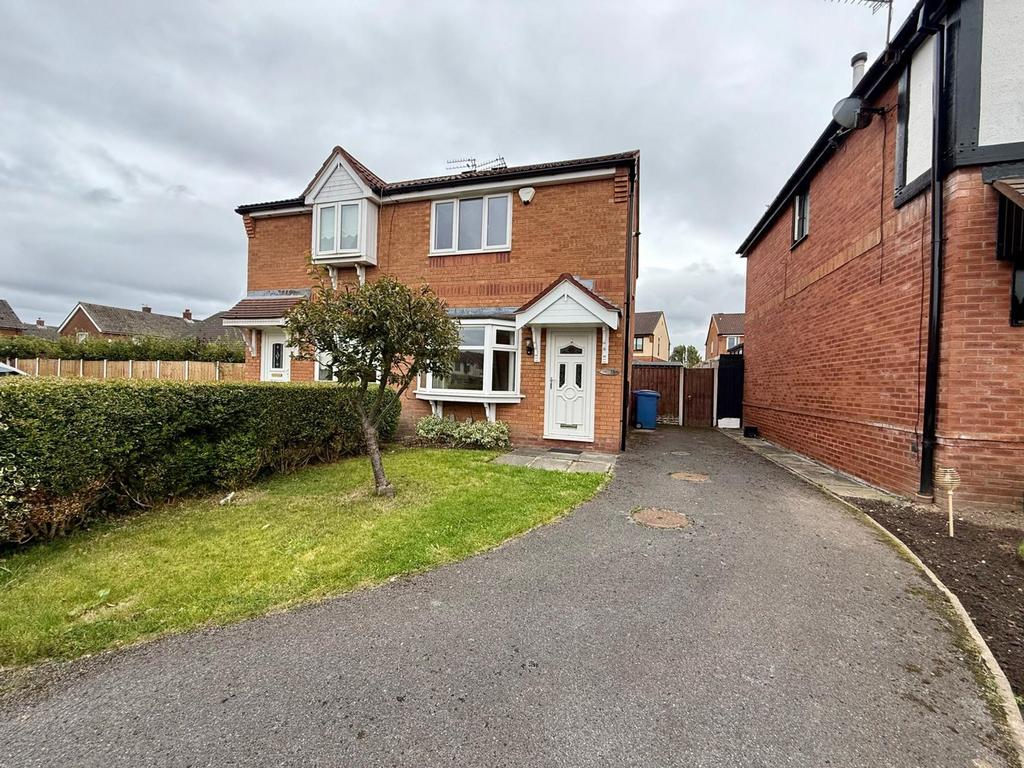 Finch Meadow Close, Liverpool, L9 2 bed semi-detached house - £150,000