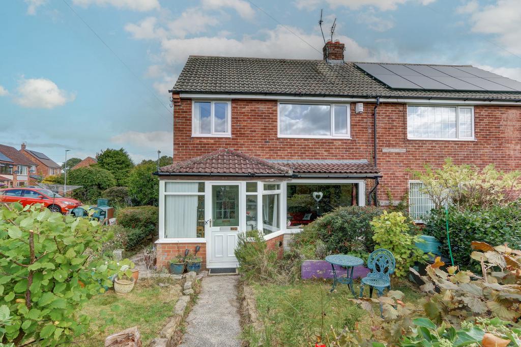 Crawhall Crescent, Morpeth NE61 3 bed semi-detached house - £290,000