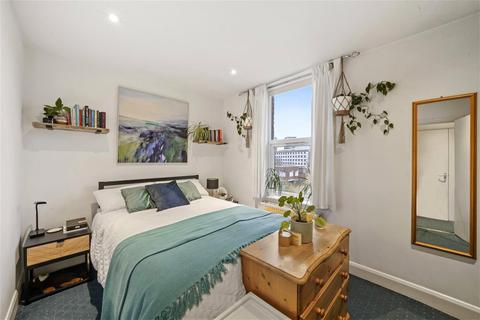 Houses to rent in Woolwich | OnTheMarket