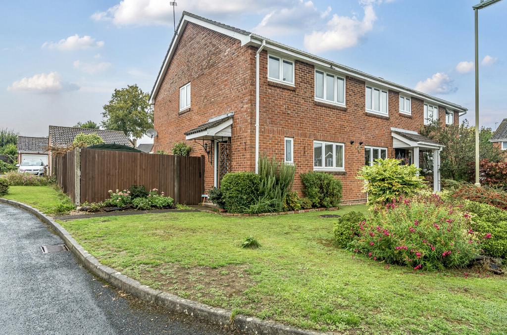 Periwinkle Close, Lindford... 3 bed terraced house for sale - £375,000