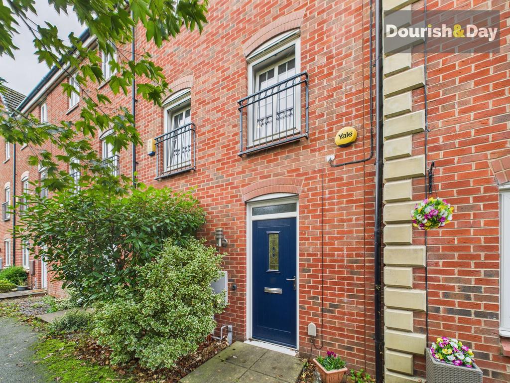 Ranshaw Drive, Stafford ST17 4 bed terraced house for sale - £230,000