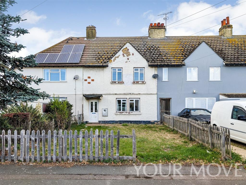 Princes Park, Rainham RM13 3 bed terraced house - £360,000