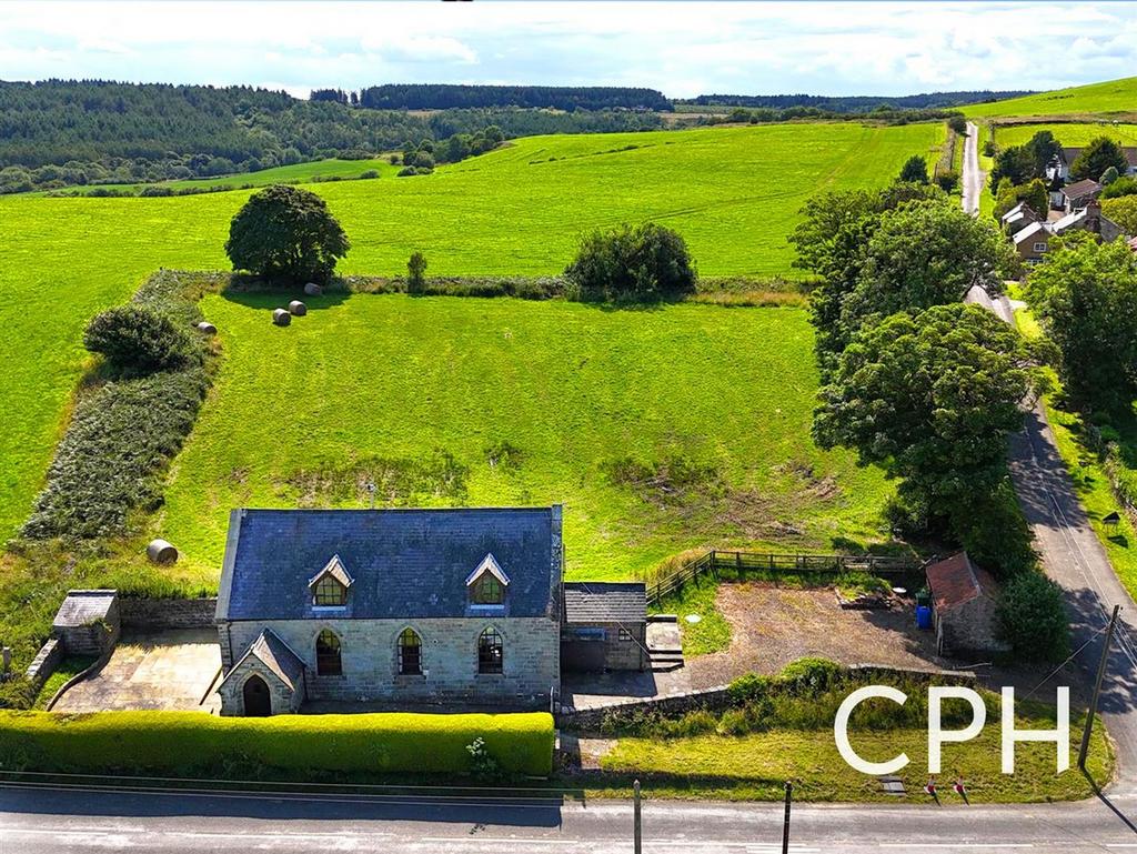 Staintondale, Scarborough, YO13 3 bed property for sale - £450,000