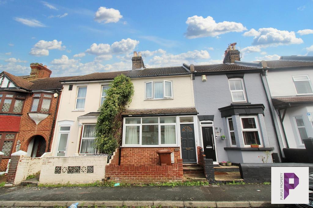 Shakespeare Road, Gillingham, Kent, ME7 4 bed terraced house for sale ...