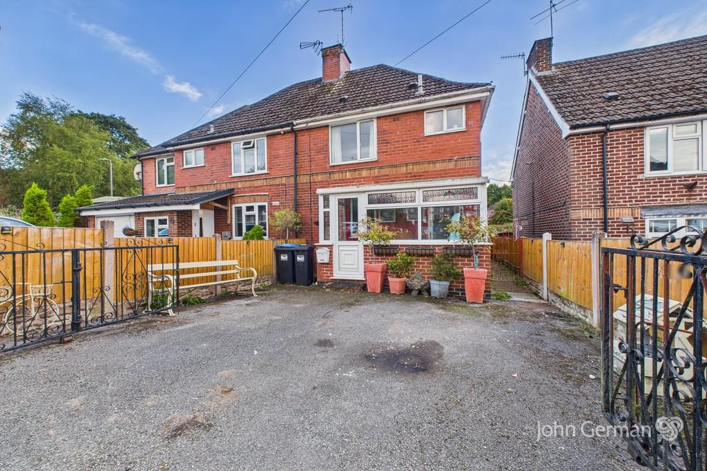Highfield Road, Ashbourne 3 bed semi-detached house for sale - £180,000