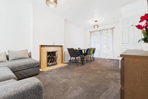 Houses to rent in Basingstoke | OnTheMarket