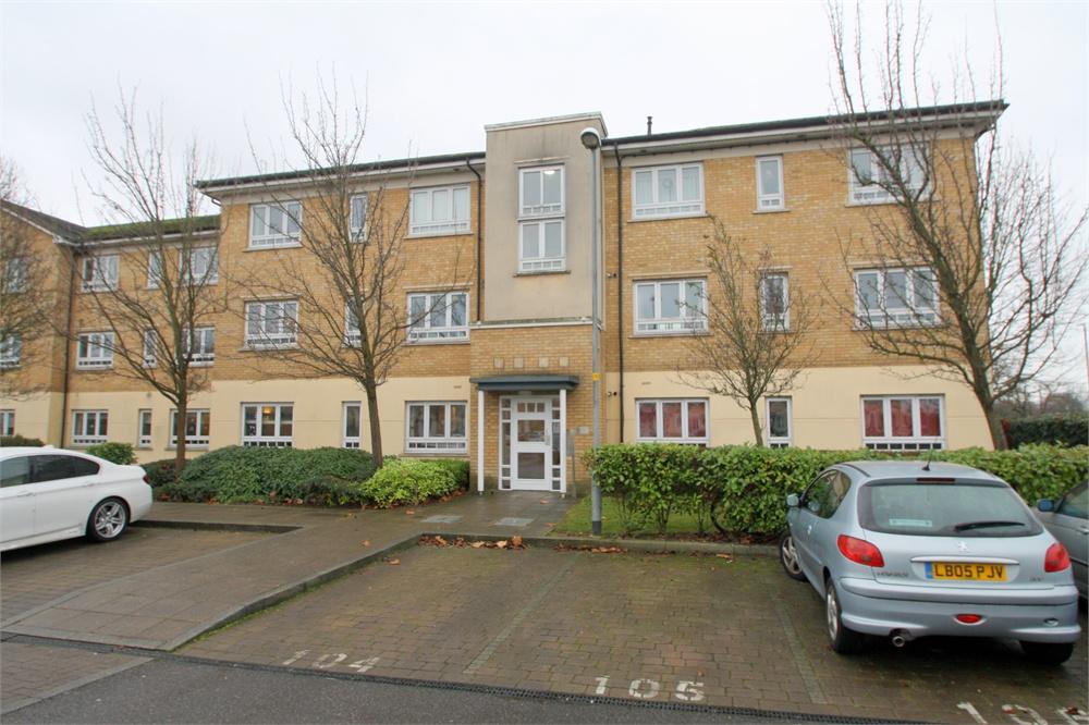 Fuscia Court, Elvedon Road, FELTHAM... 1 bed apartment to rent - £950 ...