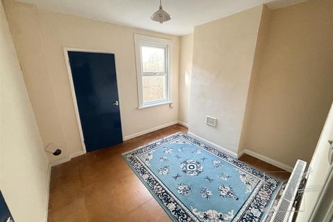 Houses For Sale In Gravesend | OnTheMarket