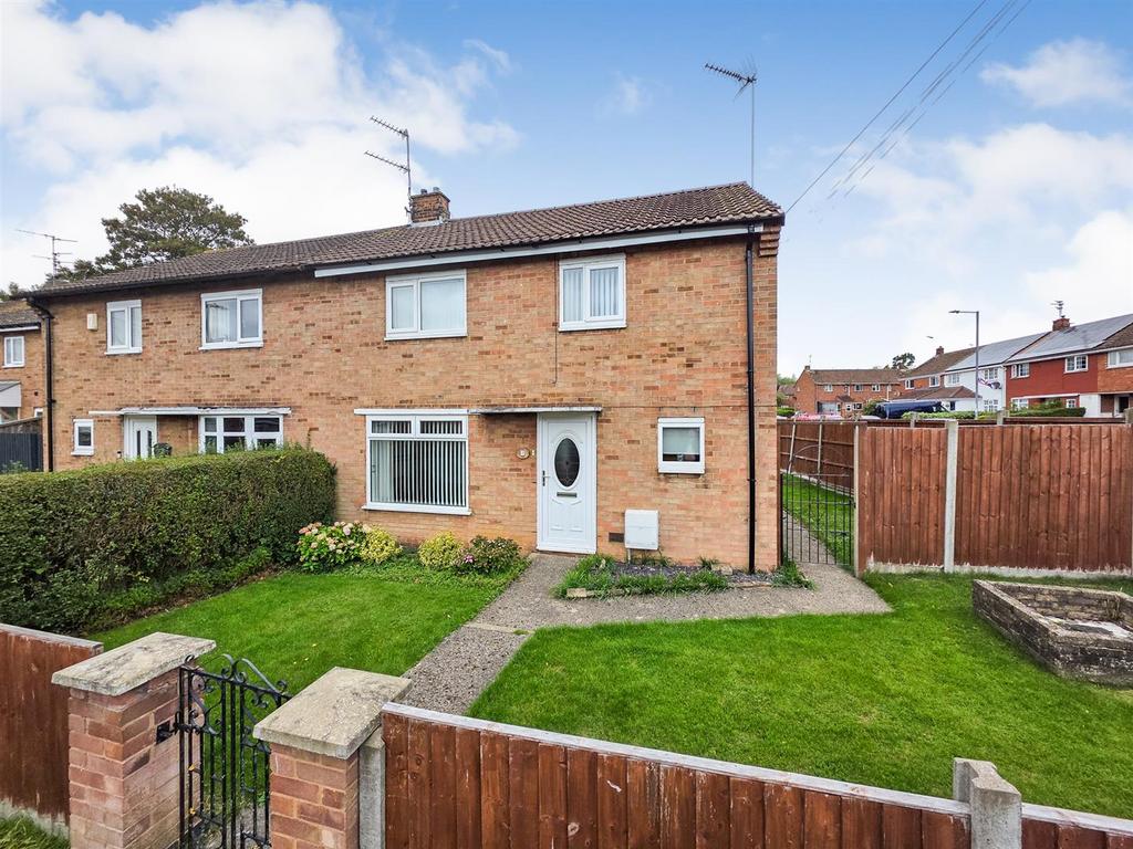 Rutland Close, Corby NN17 3 bed semi-detached house for sale - £235,000