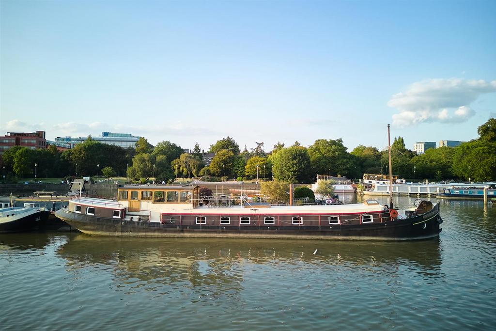 Dove Pier, Hammersmith, W6 3 bed houseboat for sale - £600,000
