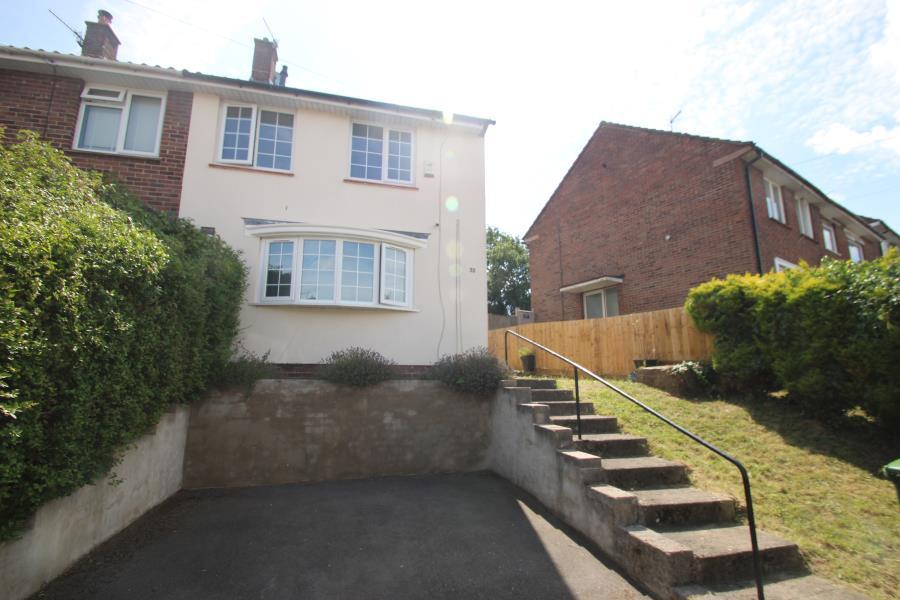 Lampton Grove, Bristol BS13 2 bed terraced house - £1,500 pcm (£346 pw)