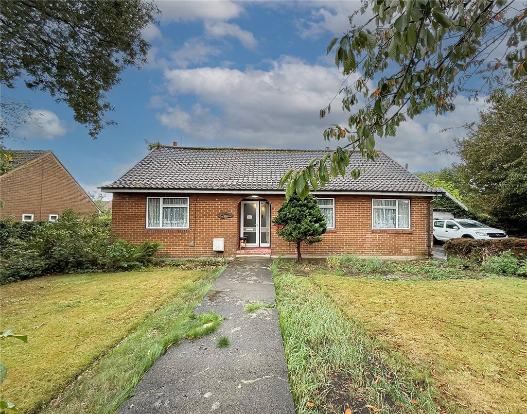 Shibdon Road, Blaydon NE21 3 bed bungalow - £245,000