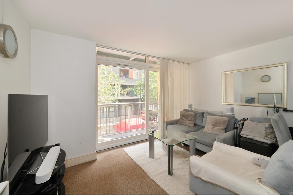 Moore House, London E14 1 bed flat for sale - £340,000