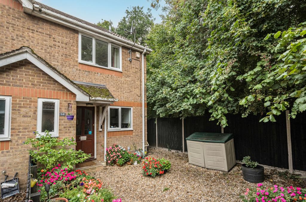 Moorland Close, Locks Heath... 3 bed semi-detached house - £375,000