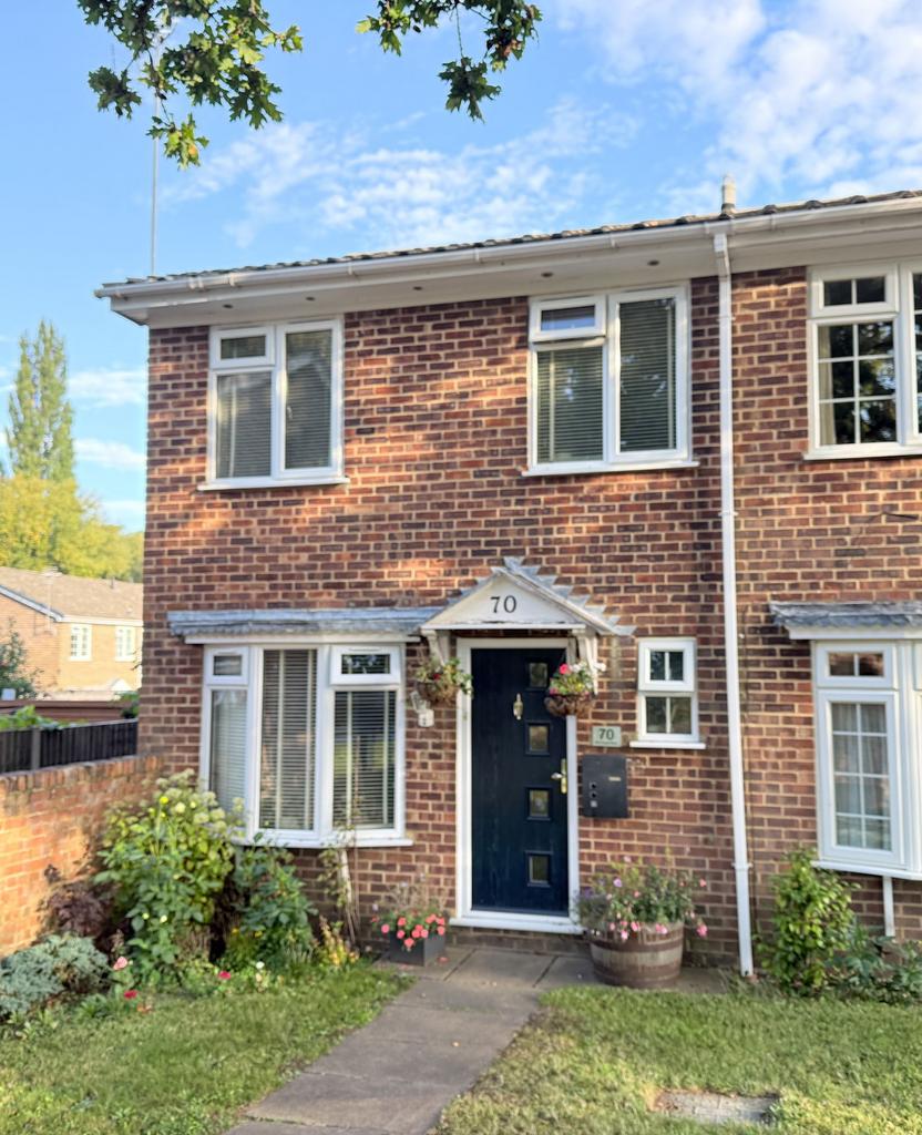 Mill Chase Road, Bordon GU35 3 bed end of terrace house - £325,000