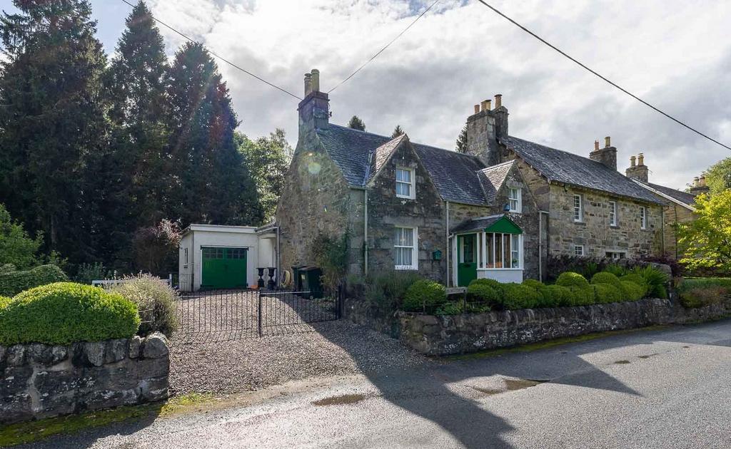 Lyon Cottage, Strathtay, Pitlochry... 3 bed cottage - £350,000